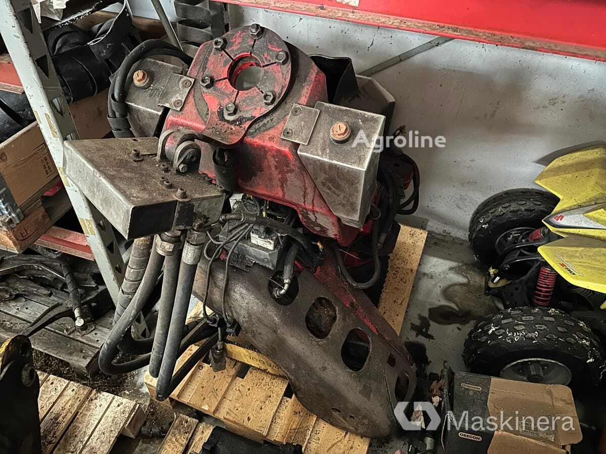 Prodaje se SP 451 glavu harvestera na aukciji
