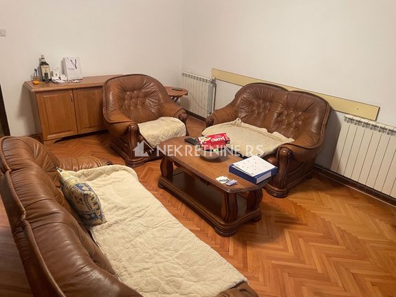 3.0 Košutnjak/Filmski grad, kod DIF-a, odličan ZA STUDENTE !