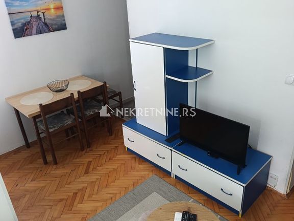 Izdajem garsonjeru na Belim Vodama