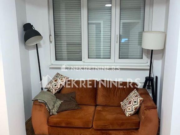 Vukov spomenik, namešten, 2.0 ID#18591