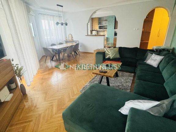 4-soban, dupleks, 130m2, centar, Radnička ulica 6.sprat ID#137