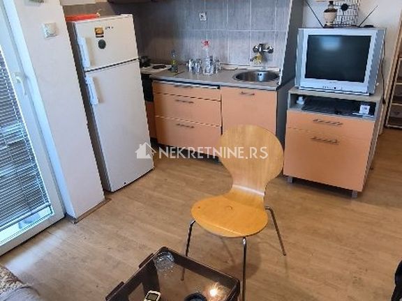 33m2, KRNJACA , stan