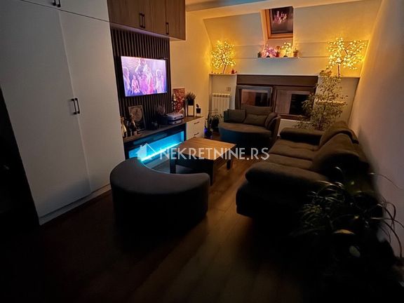 Nov autentican smart stan/apartman useljiv
