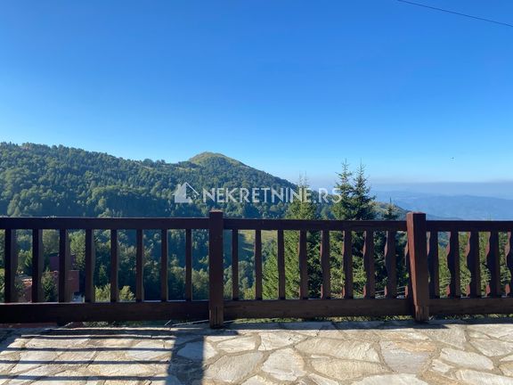 Kopaonik-prostran, kompletno namesten apartman