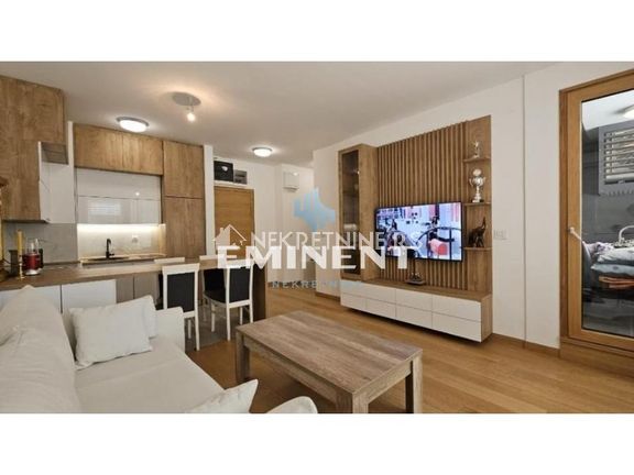 Novi Beograd, Blok 65, Tadije Sondermajera, 2.5, 62m2, 279000 EUR