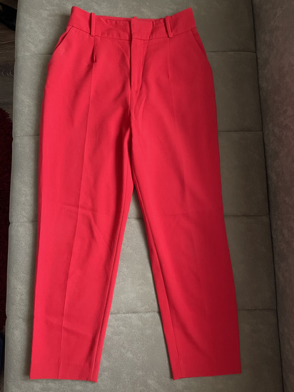Zara pantalone
