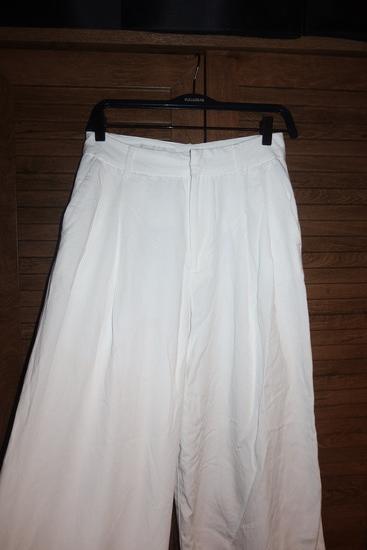 ZARA lanene pantalone
