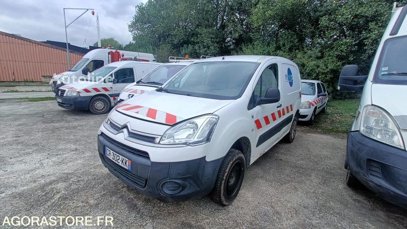 Prodaje se Citroen BERLINGO minibus furgon na aukciji