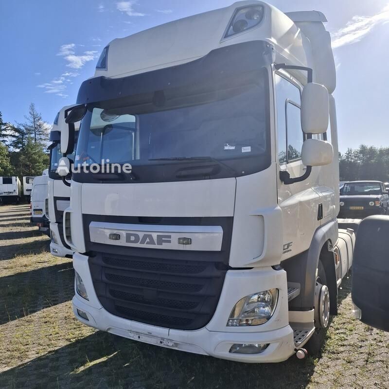 Prodaje se DAF CF 400 FT minibus furgon na aukciji