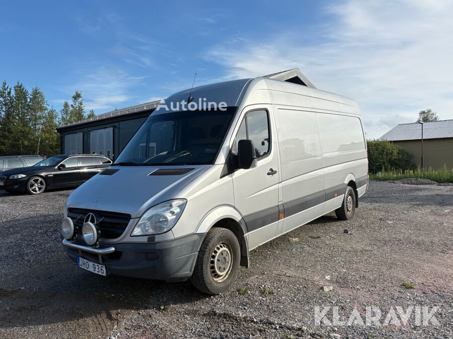 Prodaje se Mercedes-Benz Sprinter minibus furgon na aukciji