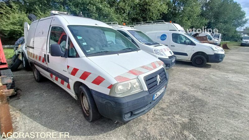 Prodaje se Citroen JUMPY laki furgon na aukciji