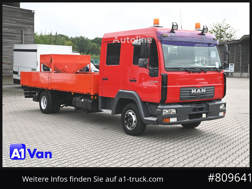 MAN MAN LE 8.180 Pritsche Doka, Automatik, AHK, 6-Sitzer kamion s ravnom platformom