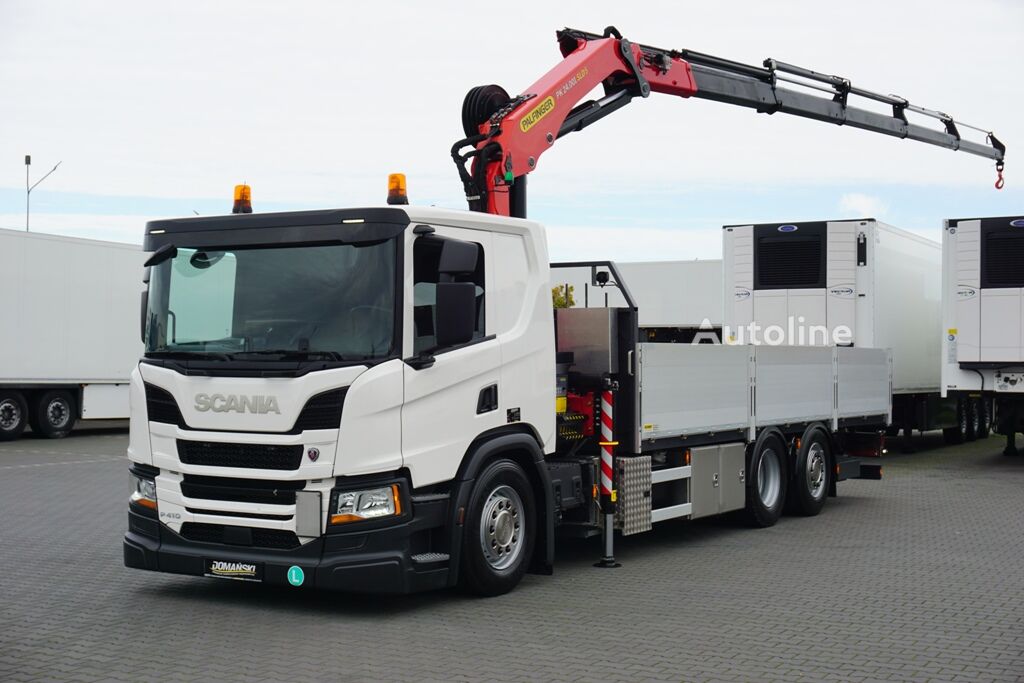 Scania P 410 / 6 X 2 / SKRZYNIOWY + HDS / PALFINGER PK 24 001 / OŚ SKRĘ kamion s ravnom platformom