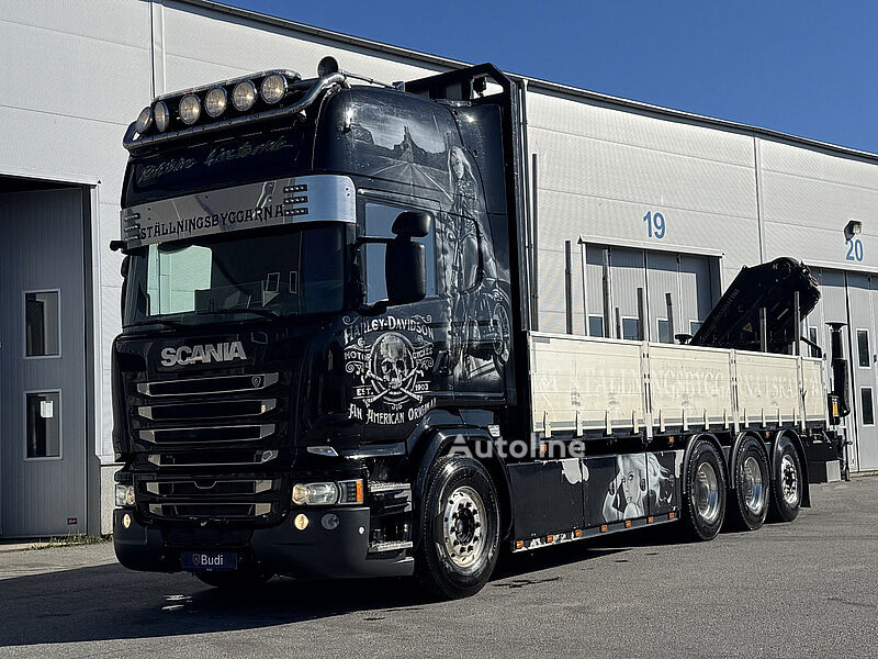 Prodaje se Scania R520LB kamion s ravnom platformom na aukciji