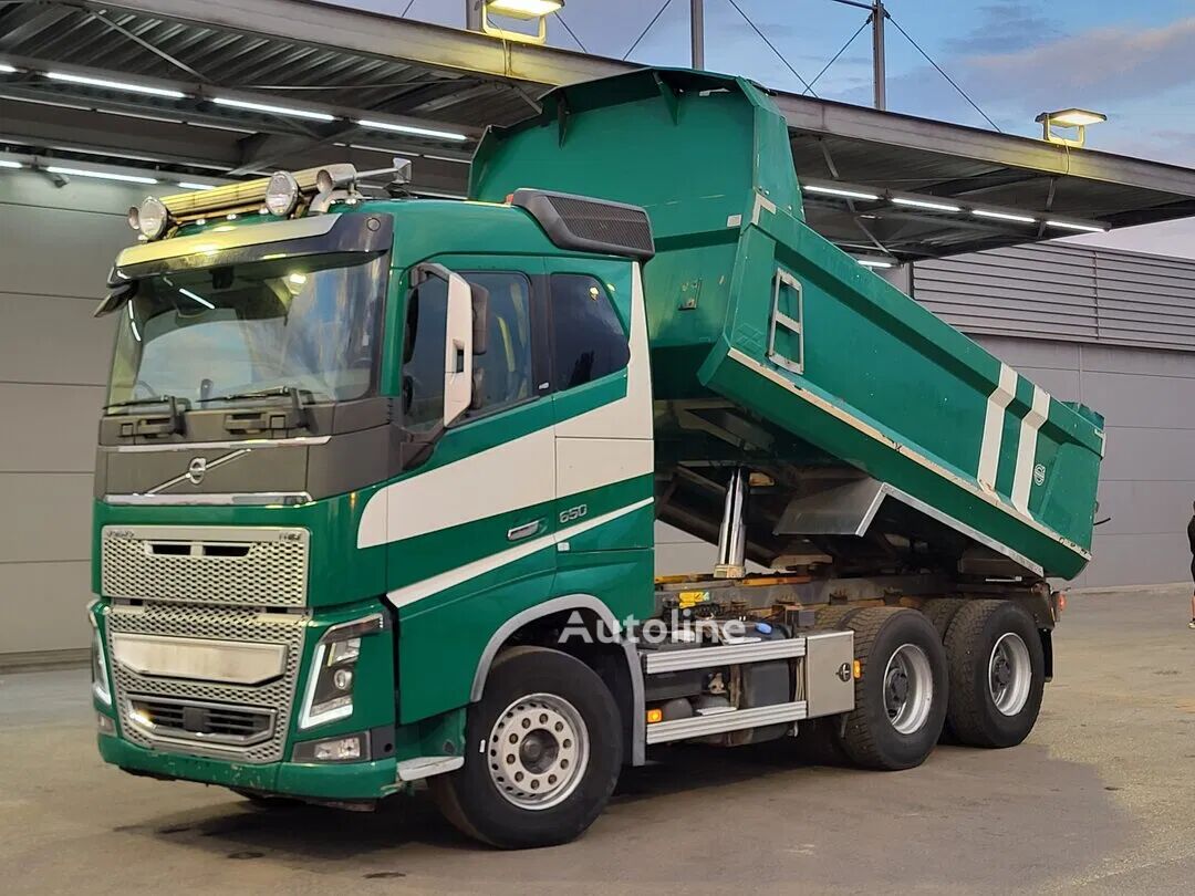 Prodaje se Volvo FH 16.650 kamion furgon na aukciji