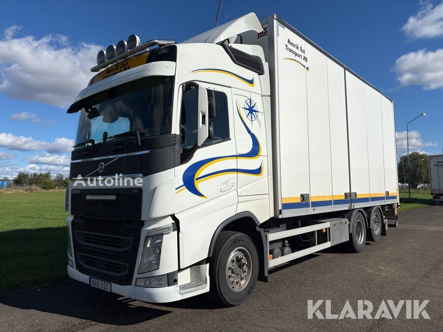 Prodaje se Volvo FH 6x2 kamion furgon na aukciji