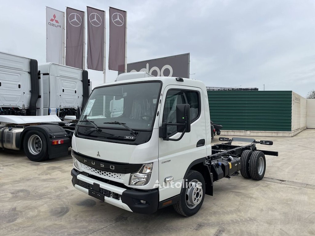 Novi Mitsubishi Fuso Canter kamion šasija