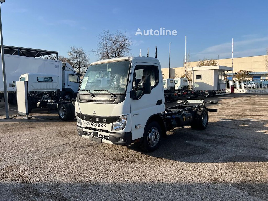 Novi Mitsubishi Fuso Canter kamion šasija