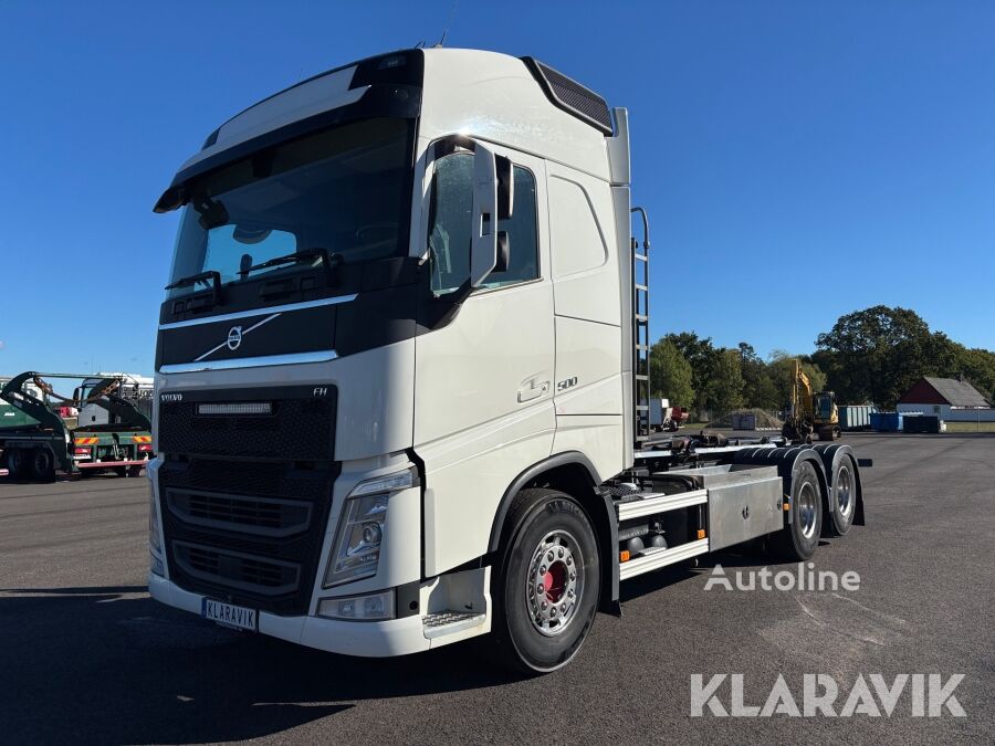 Prodaje se Volvo FH500 rol kiper sa kukom na aukciji