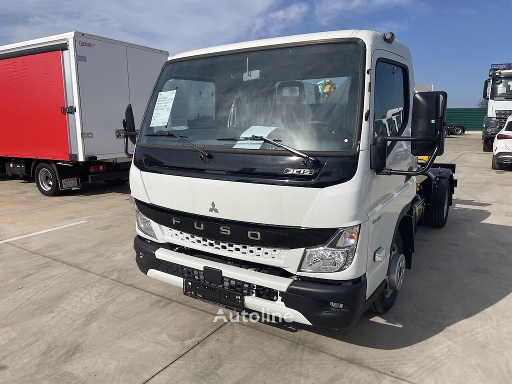 Novi Mitsubishi Fuso Canter kamion rol kiper