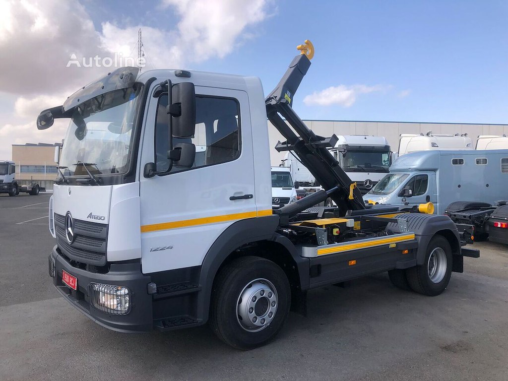 Novi Mercedes-Benz Atego kamion rol kiper