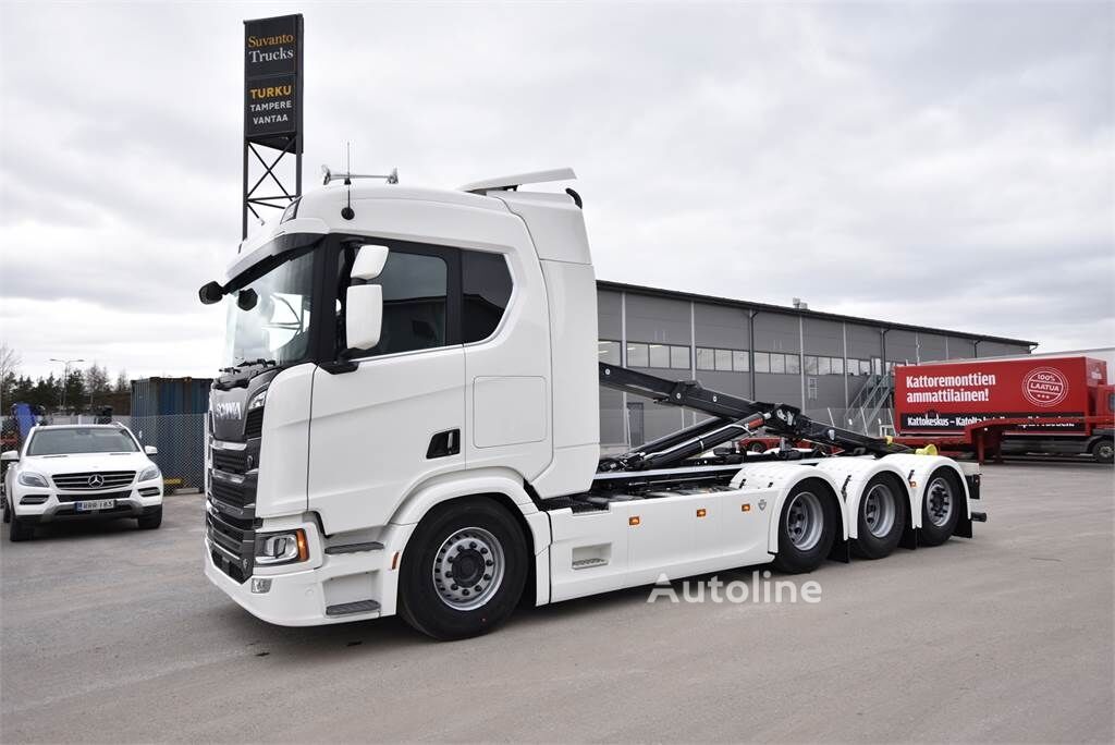 Scania R590 8X4 kamion rol kiper