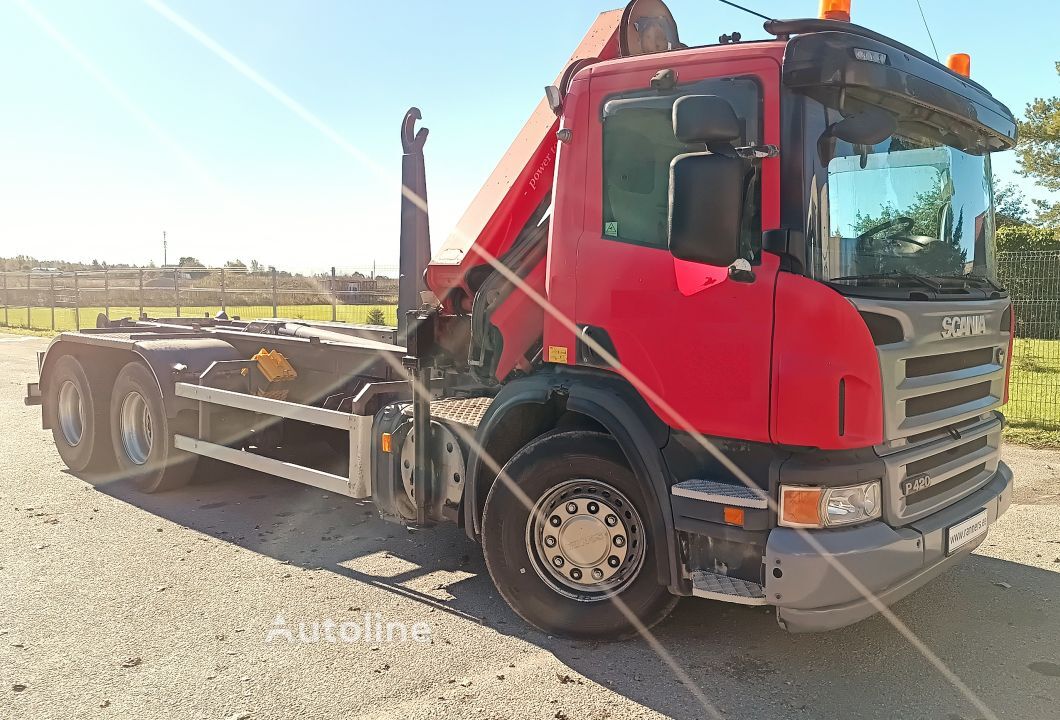 Scania P420 hook lift + crane+ radio kamion rol kiper