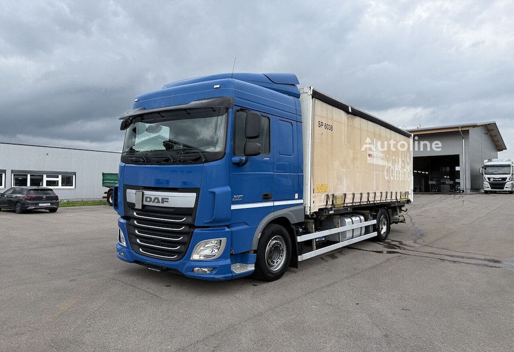 DAF XF 410 685 kamion sa klizna zavesa cerada