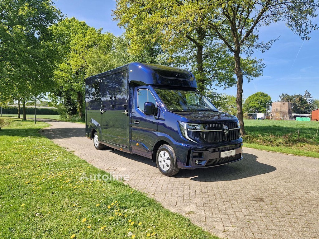 Novi Renault Master vozilo za prevoz konja