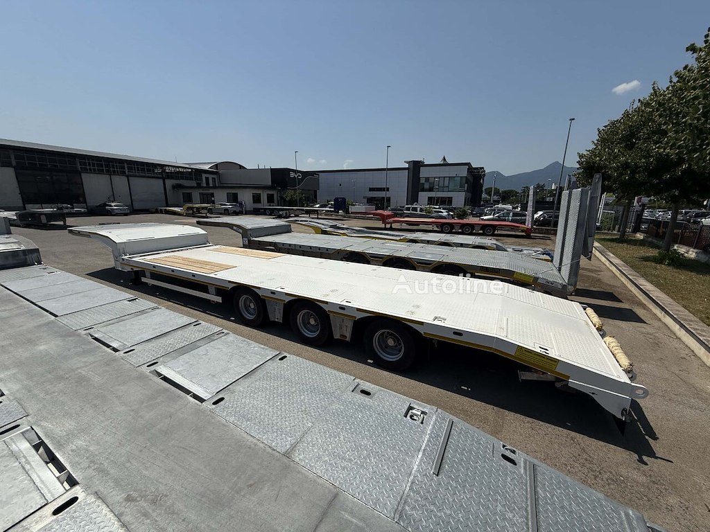 Nova Bull Trailers Taurus poluprikolica sa niskom platformom