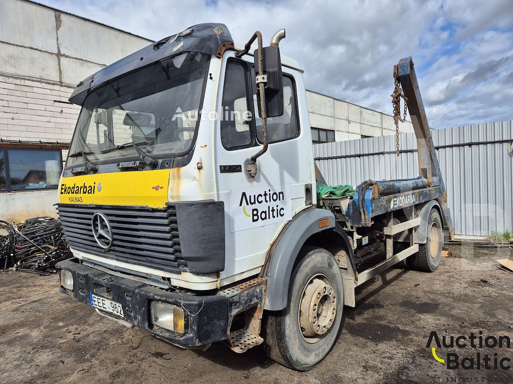Prodaje se Mercedes-Benz 1722 podizač kontejnera na aukciji