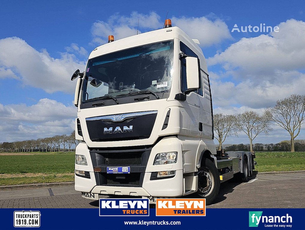 MAN 26.440 TGX XXL 6X2-4 STEER AXLE vozilo za prevoz kontejnera