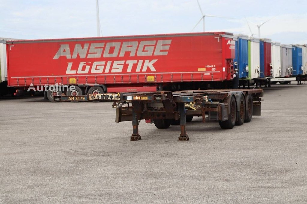 Prodaje se Schmitz Cargobull SGF*S3 poluprikolicu-šasiju na aukciji