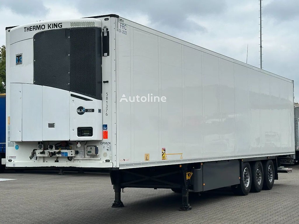 Schmitz Cargobull Thermo King SLXi 300 / Disc-Brakes / Laadklep / APK 9-2026! izotermna poluprikolica