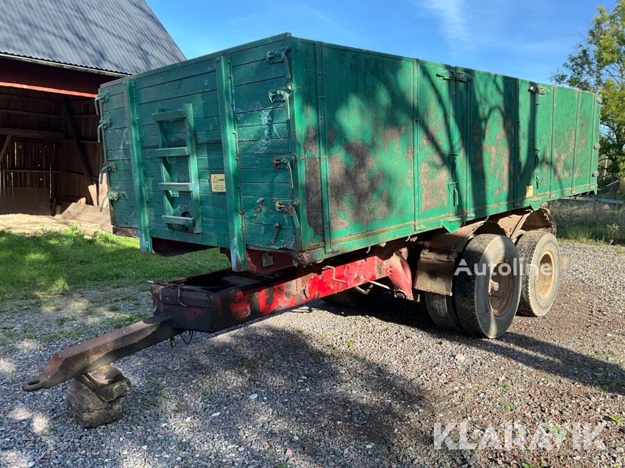 Prodaje se 14ton prikolicu kiper na aukciji