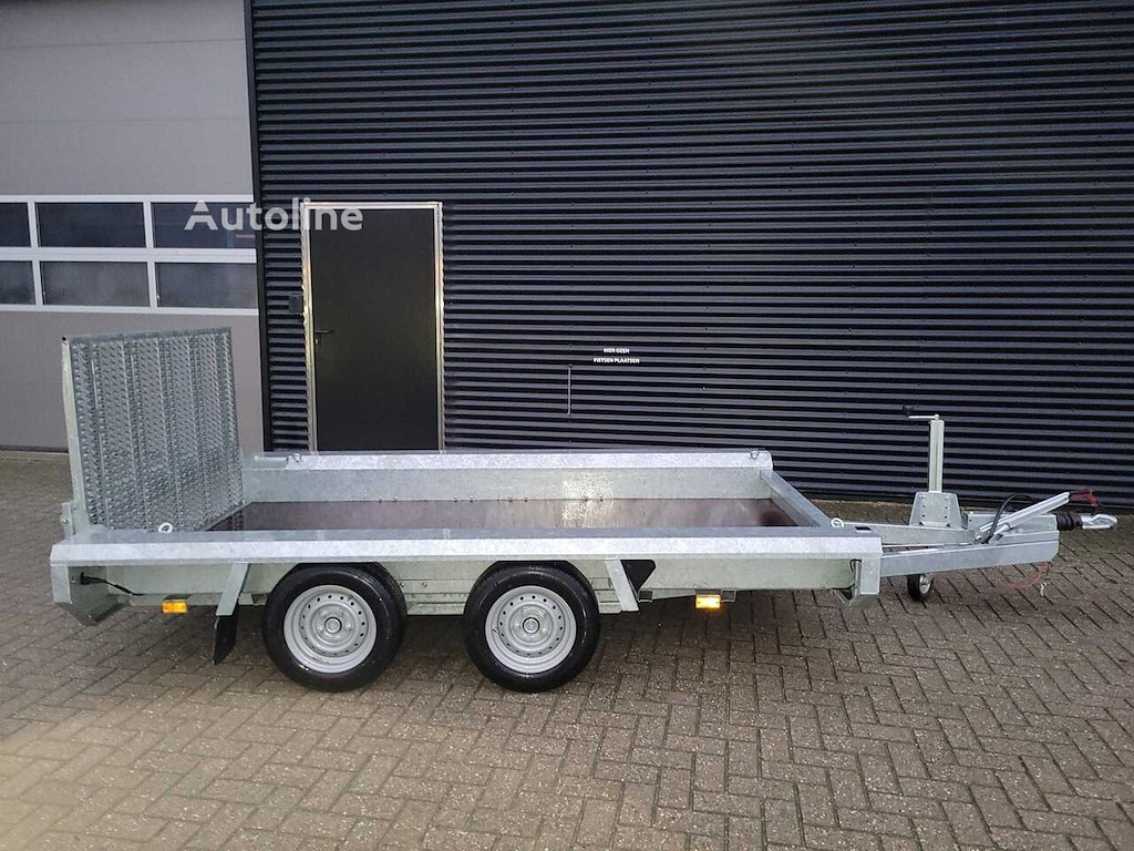 Prodaje se Hulco machine transporter prikolicu za građevinske strojeve na aukciji