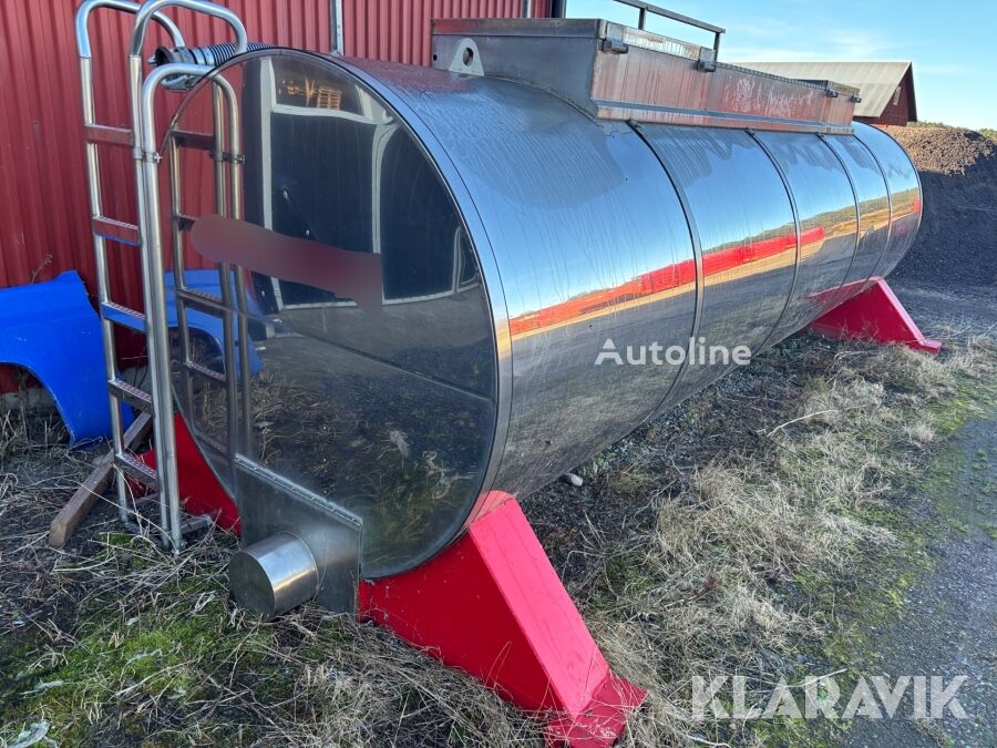 Prodaje se Vattentank på containerram rezervoar za vodu na aukciji