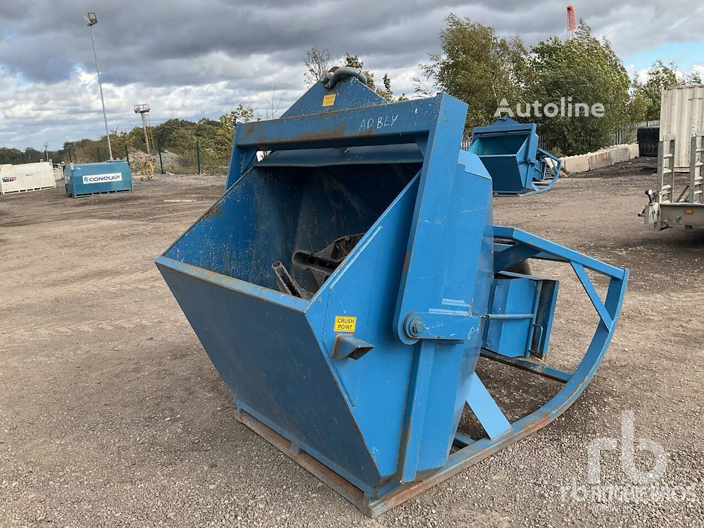 Prodaje se Conquip Concrete Pouring Skip rezervoar za skladistenje goriva na aukciji