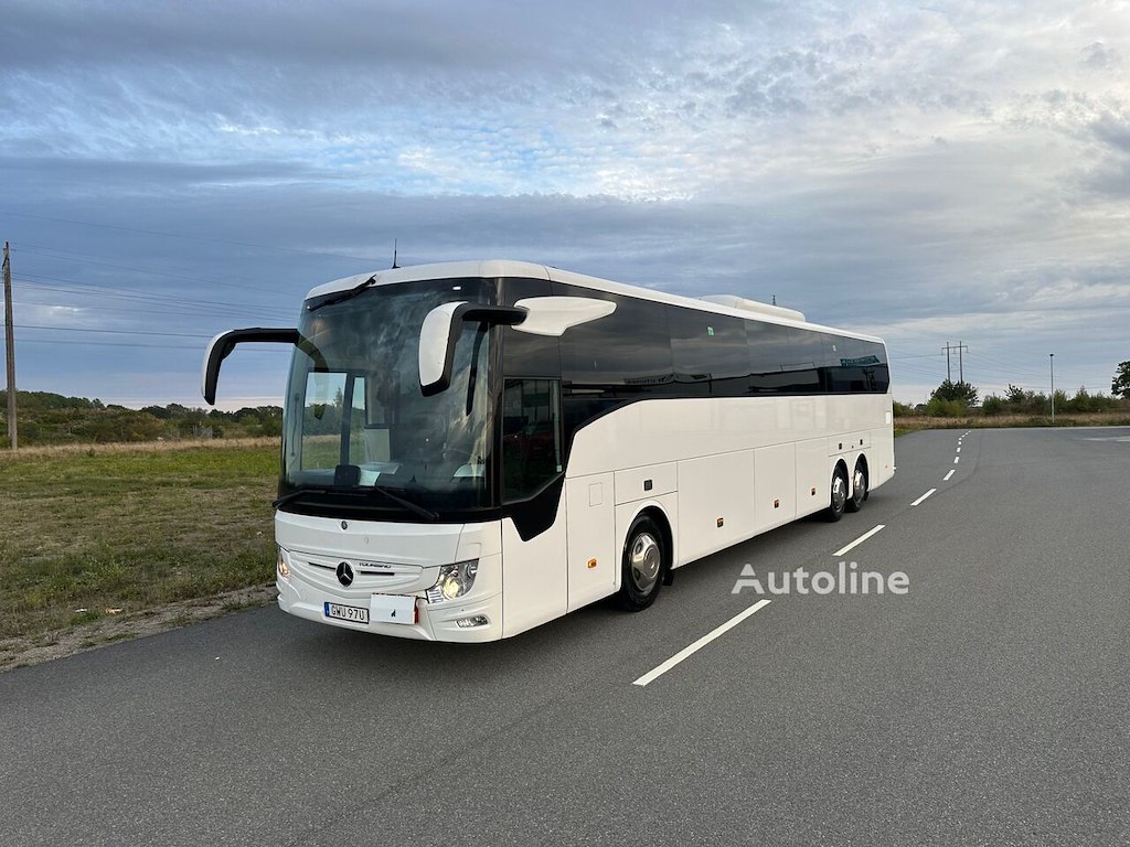 Mercedes-Benz turistički autobus
