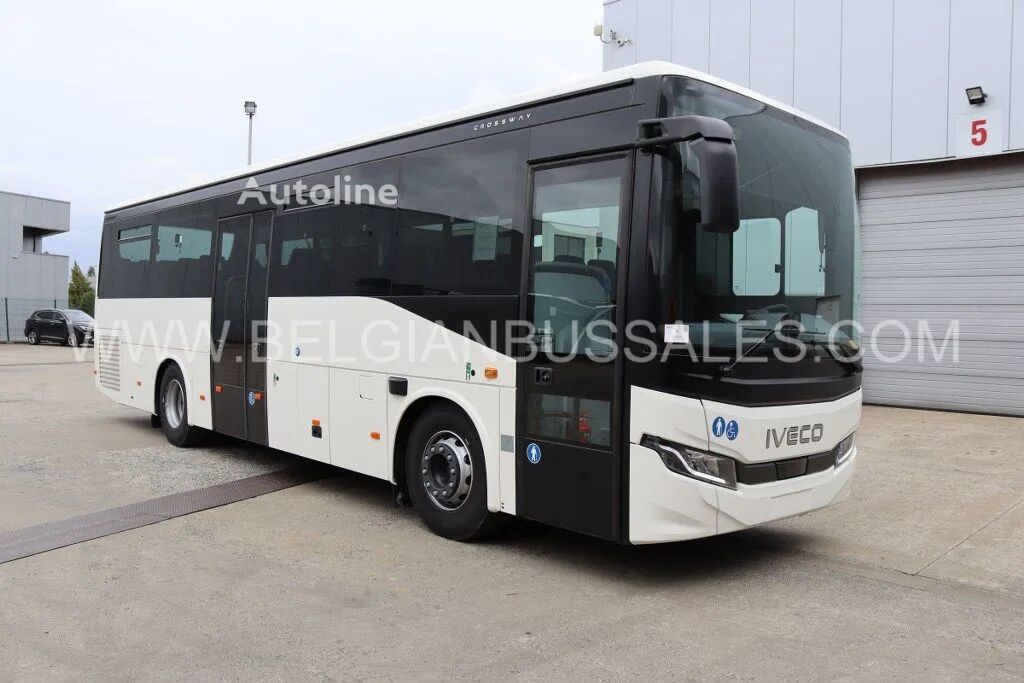 Novi IVECO Crossway 10.7m / Manual / préparation lift prigradski autobus