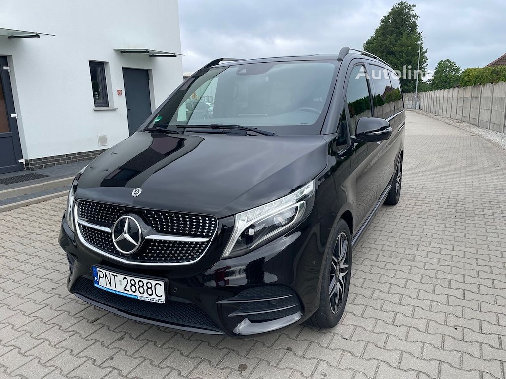 Mercedes-Benz V 300 AMG minivan