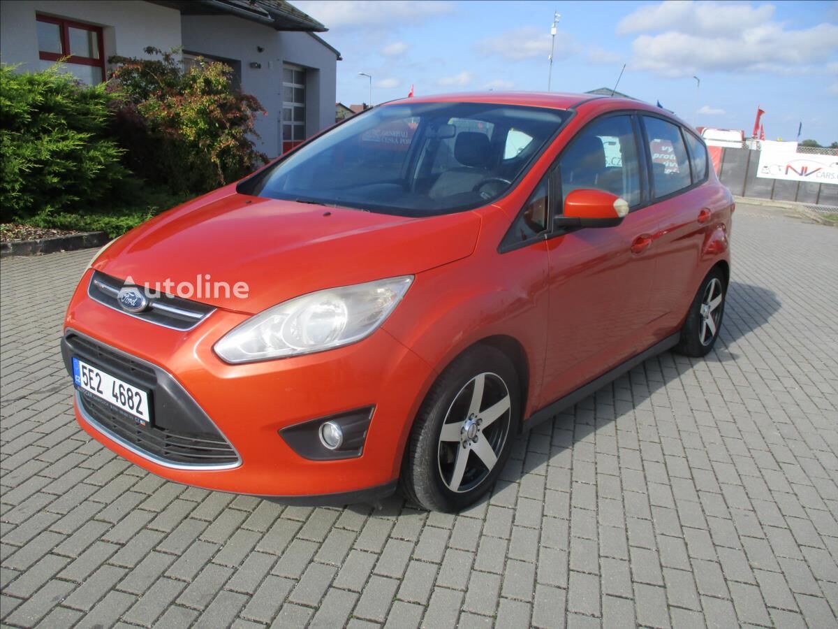 Ford C-MAX minivan