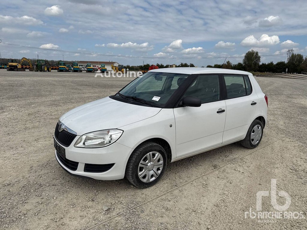 Prodaje se SKODA FABIA krosover na aukciji