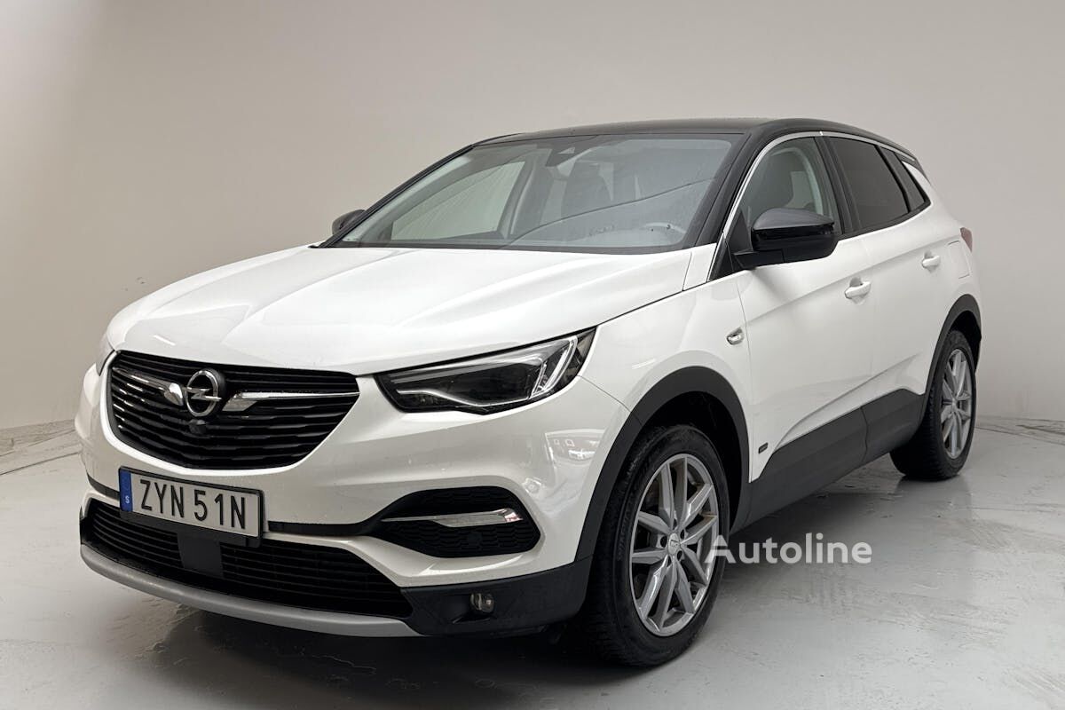 Prodaje se Opel Grandland X krosover na aukciji