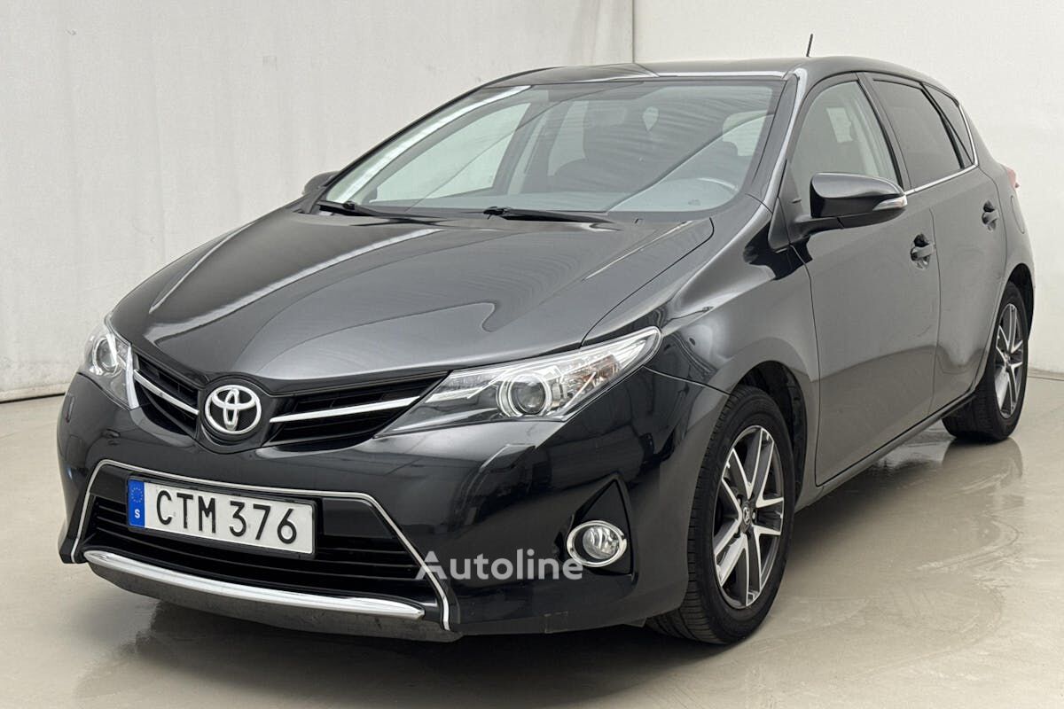 Prodaje se Toyota Auris hečbek na aukciji
