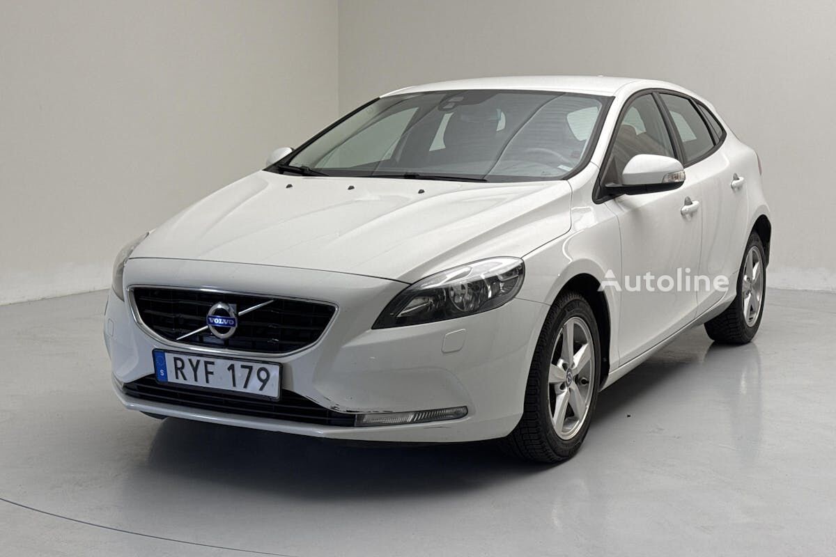 Prodaje se Volvo V40 hečbek na aukciji