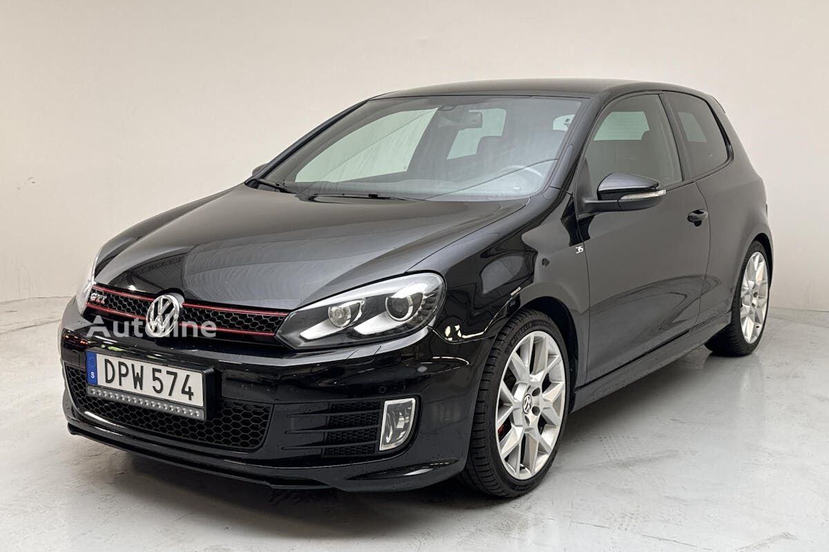 Prodaje se Volkswagen Golf hečbek na aukciji