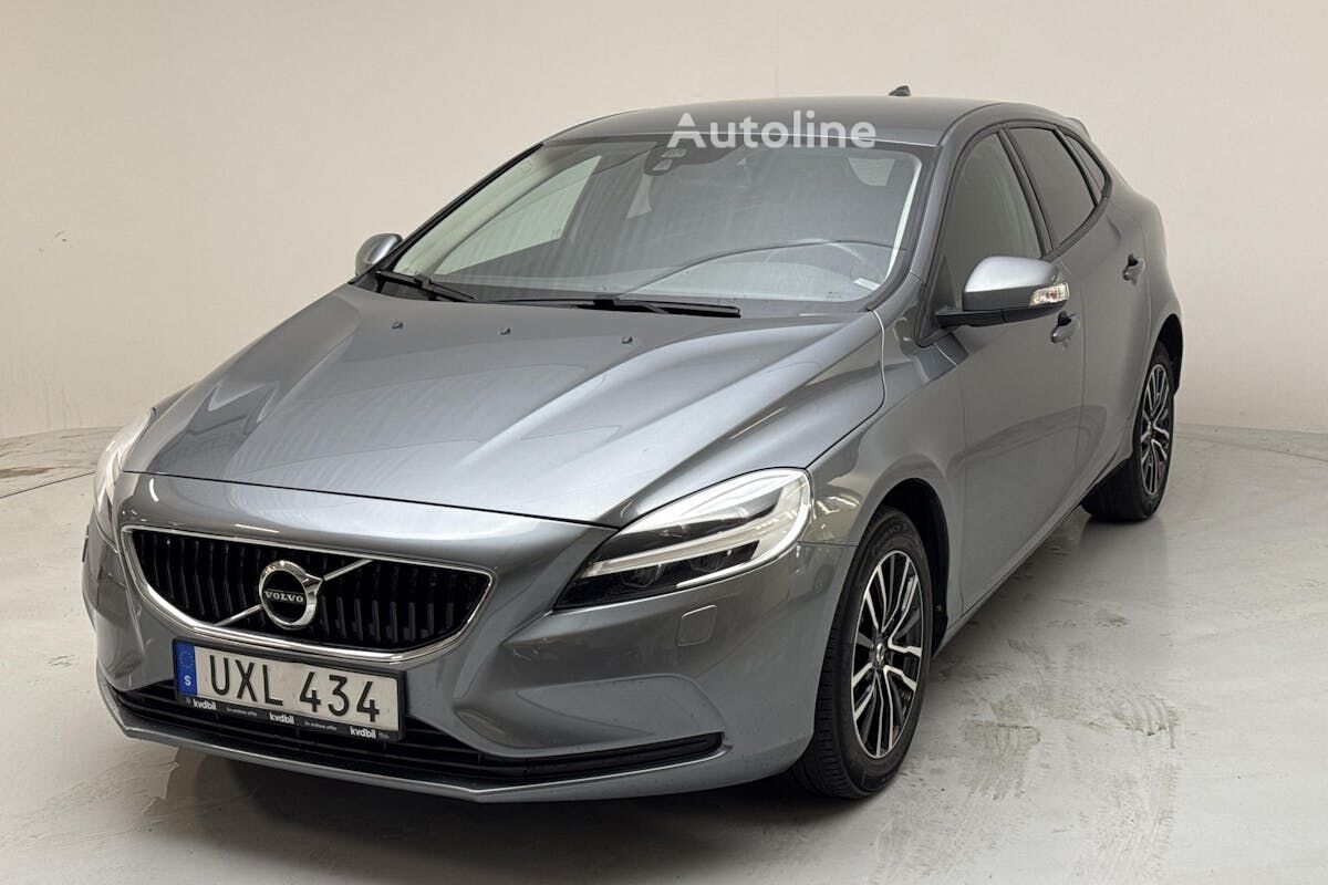 Prodaje se Volvo V40 hečbek na aukciji