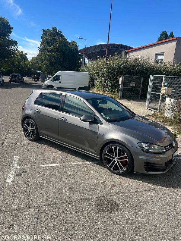 Prodaje se Volkswagen 7 GTD hečbek na aukciji
