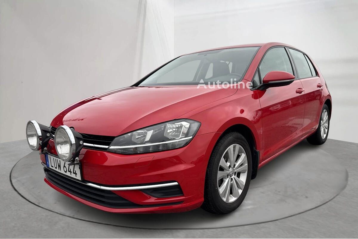 Prodaje se Volkswagen Golf hečbek na aukciji